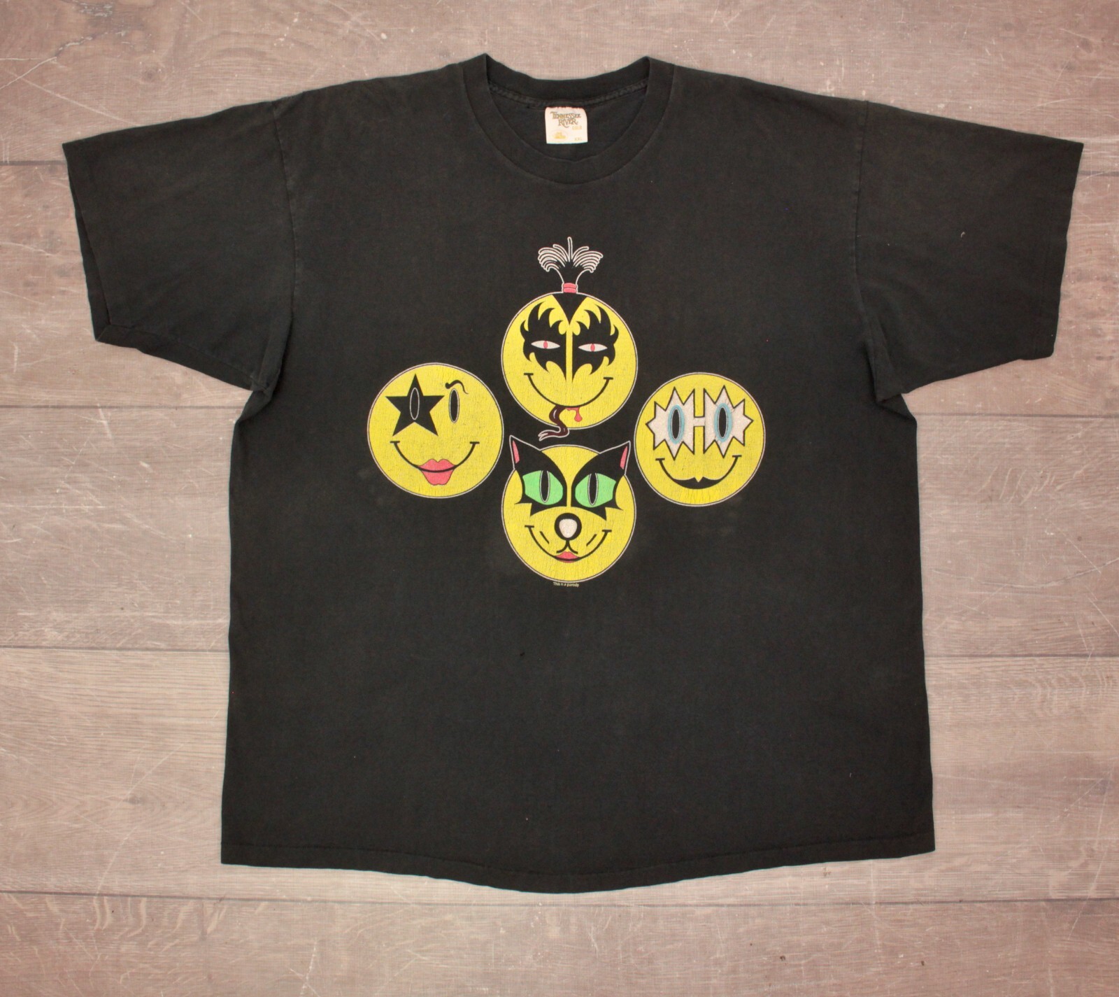 Men's VTG 1990s Y2K Kiss Band Smiley Face Black TShir… - Gem