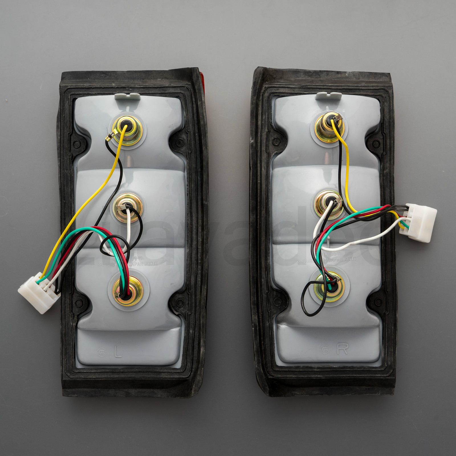 TOYOTA LANDCRUISER FJ60 FJ62 BJ60 BJ62 HJ60 HJ61 HJ65 TAIL LIGHT ...