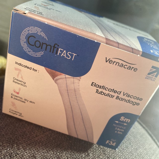 COMFIFAST Blue Elasticated Tubular Bandage 7.5cm X 5m Vernacare Ref F34 ...