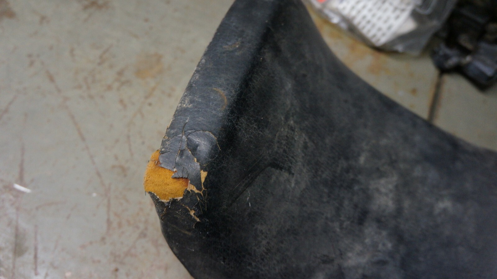 85-86 KAWASAKI NINJA 600 ZX600 A Seat Saddle Pan Base Cushion Pan ...