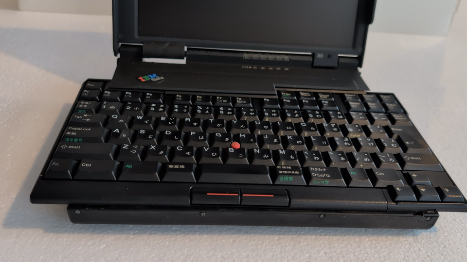 Vintage IBM ThinkPad 701C laptop w Butterfly Keyboard and many ...