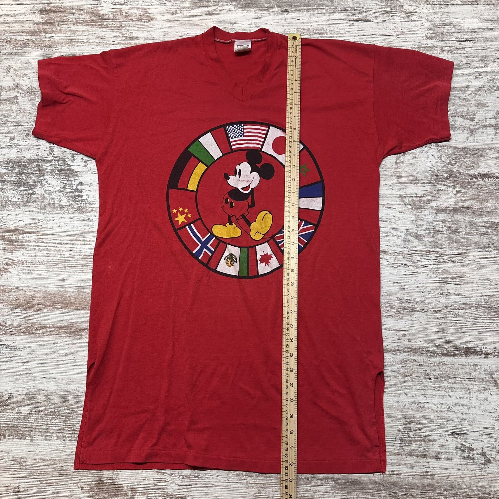 Vintage Disney Wear Mickey Mouse Epcot Short Sleeve M… - Gem