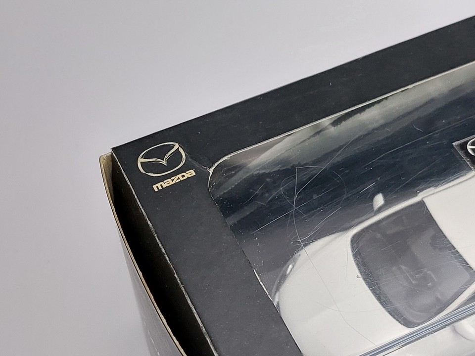 Norev 1:43 Mazda 6 Atenza Sedan GH1/GH2 white Dealer edition (diecast ...