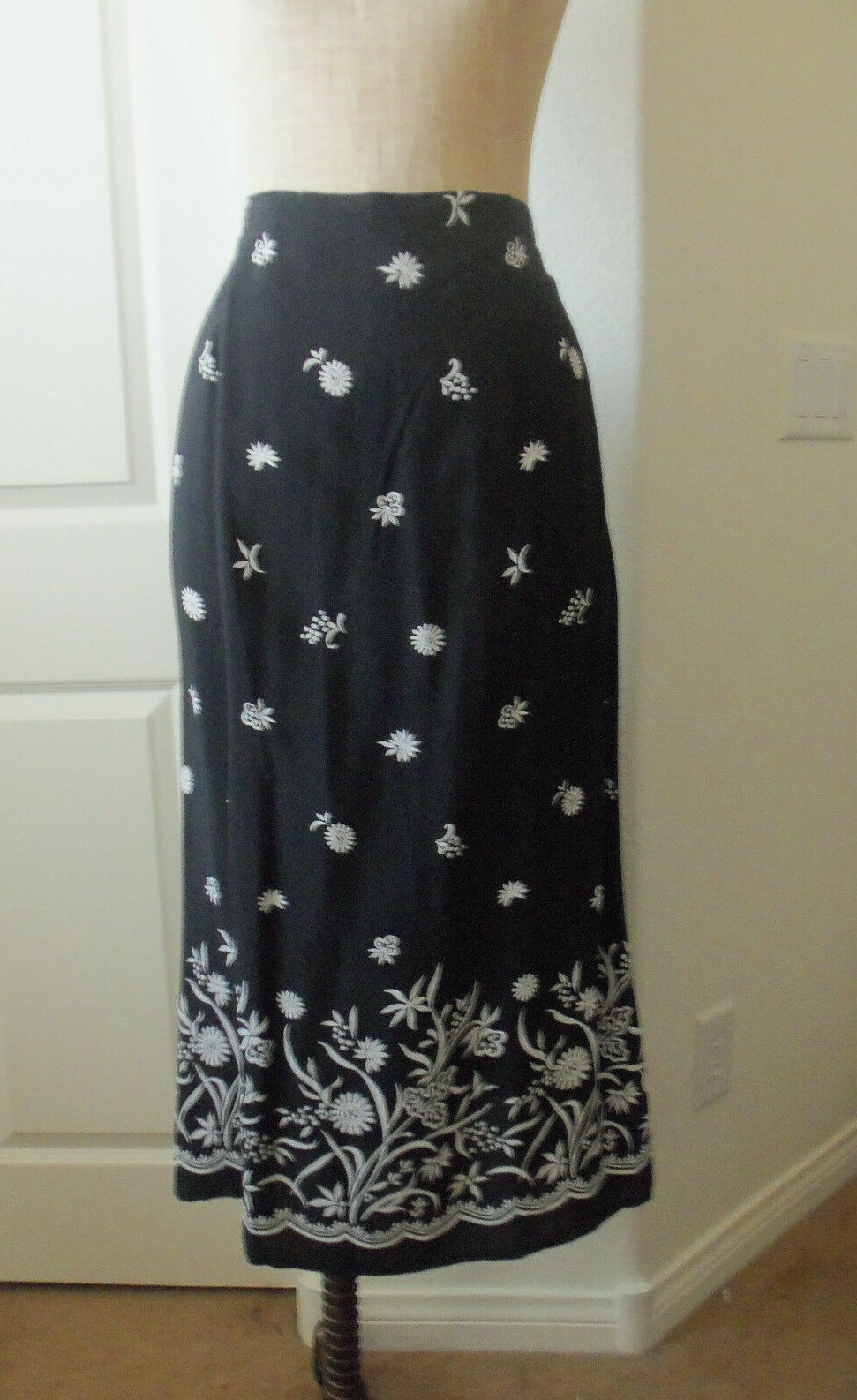 Delores Bell Black White Floral Print 100% Rayon Partial Elastic Waist ...