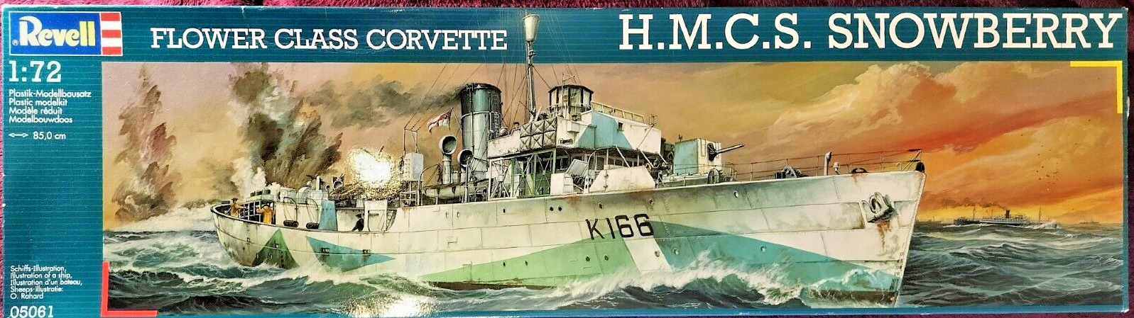Revell 1:72 HMCS SNOWBERRY FLOWER Class Corvette Model Kit #05061 ...