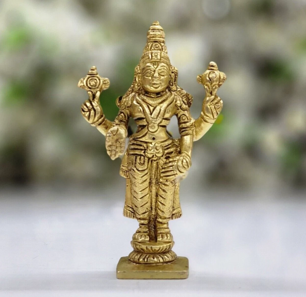 Vishnu Hindu God Statue