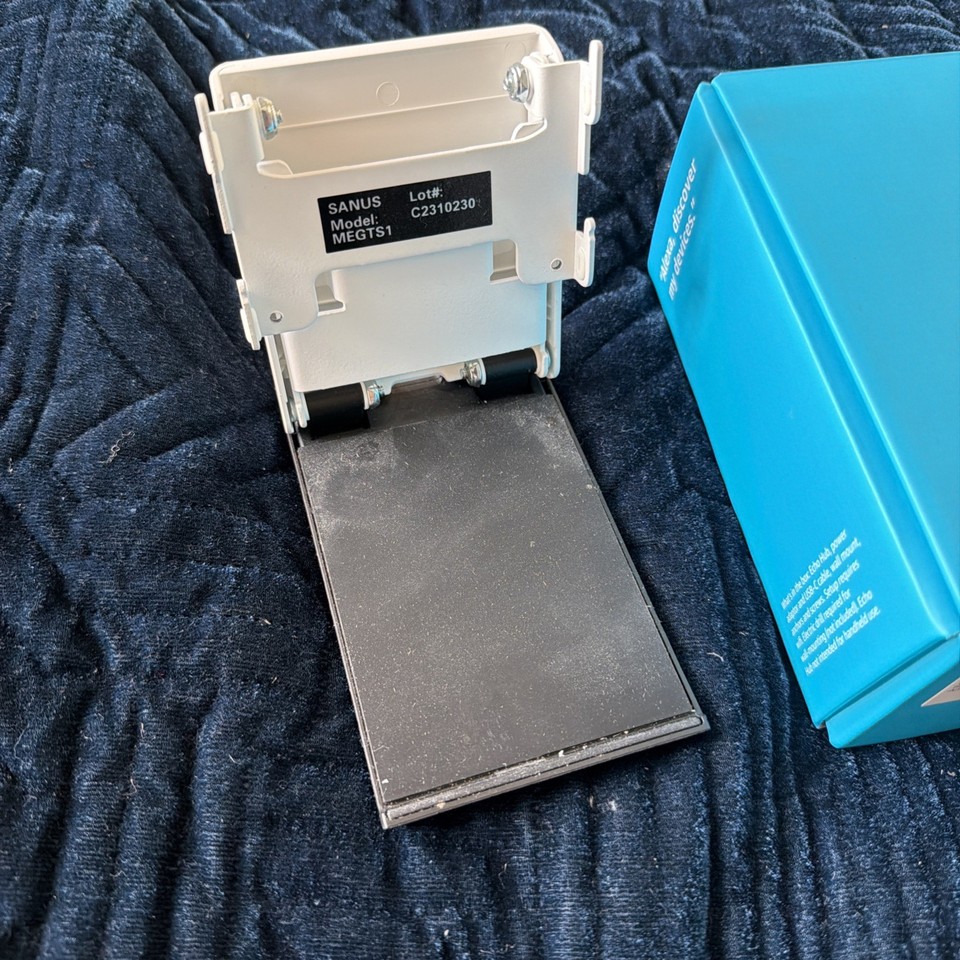 Amazon Echo Hub Smart Home Control Panel with Sanus Stand Alexa Hub ...