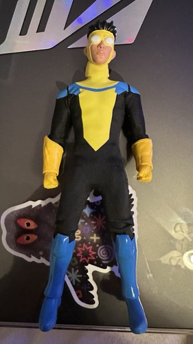 Custom Invincible Mark Grayson Action Figure Marvel Legends Mezco Mafex ...