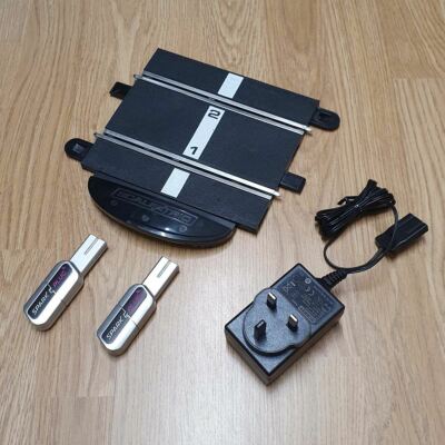 Scalextric C8333 - Wireless Dongle Pair Of Spark Plugs With Power ...