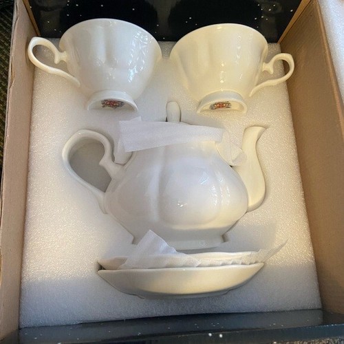VIP Bingo Blitz Holiday Gift Tea Set New in Box Collectors Edition | eBay
