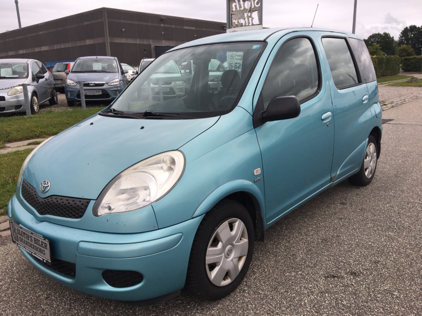 Toyota Yaris Verso Anmeldelser - Se vurderingen på Bilbasen