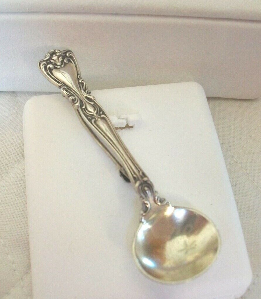 ANTIQUE VINTAGE SPOON PIN VERY ORNATE DESIGN GOLD TON… - Gem
