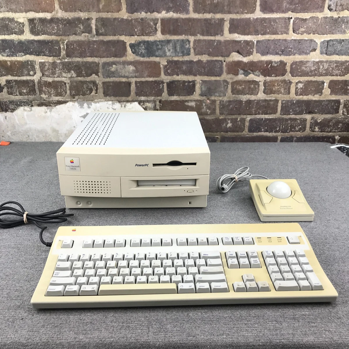 outlet orders 14k Power Macintosh 7100/66