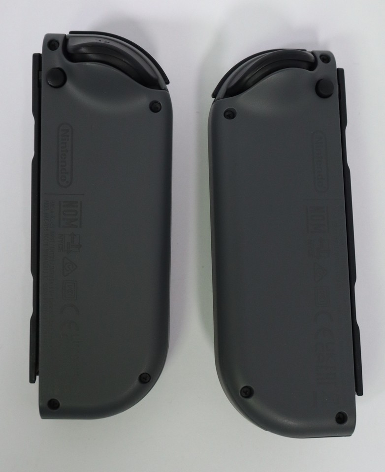 Pair of Switch Smash Brothers Joy-Cons with grip and straps for ...