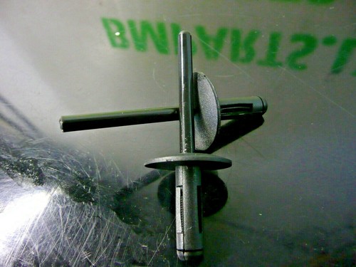 2x NEW GENUINE BMW F01 E84 FRONT BUMPER DECOR ELEMENT EXPANDING RIVET ...