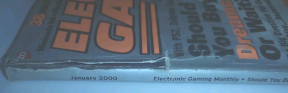 EGM Electronic Gaming Monthly Magazine #126 (Jan. 2000) Dreamcast ...