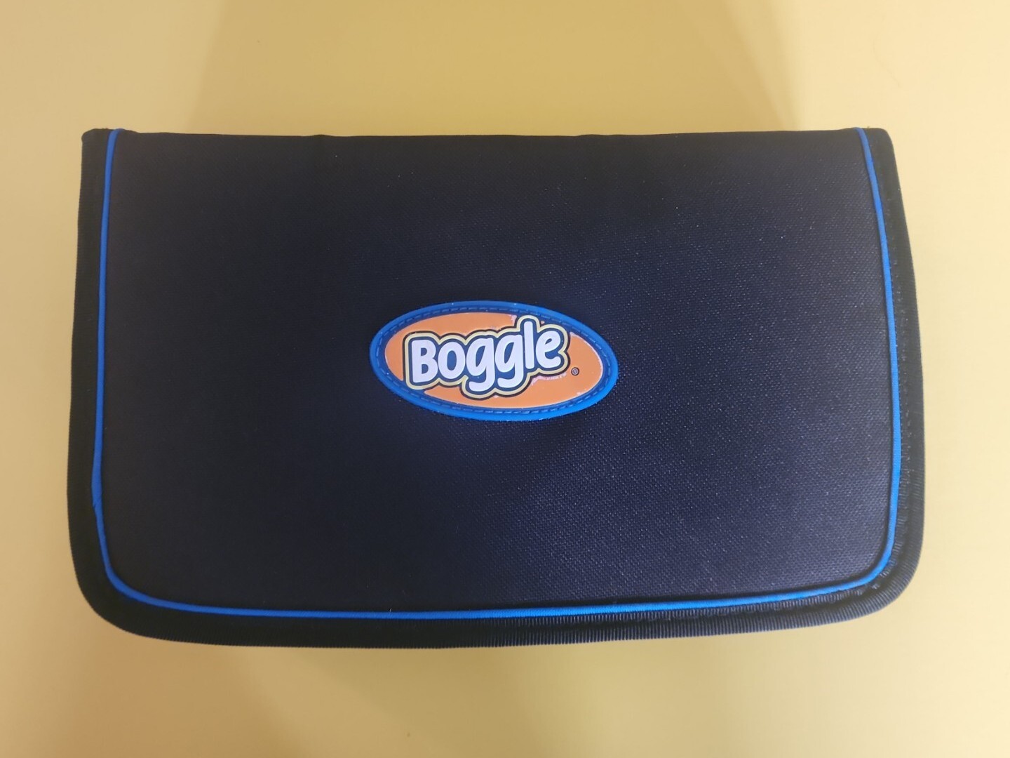 Hasbro 2003 BOGGLE Zippered Black Folio Soft Case Travel Edition ...