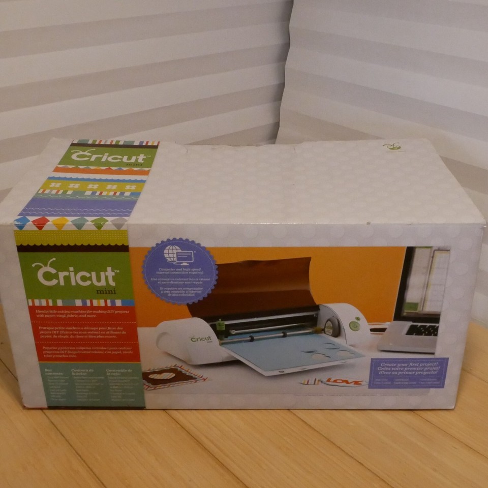Cricut Mini CMNI001 Die Cutting Machine - complete in box - see ...