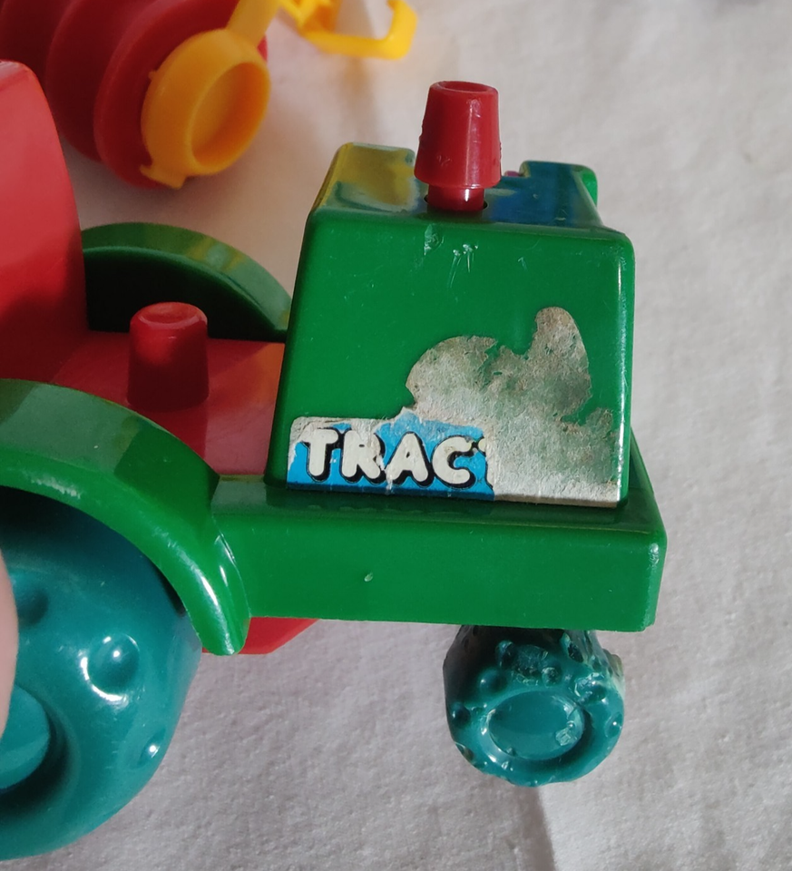Vintage 1980s Lil Playmates Little People Farm & Posable Animal Playset ...