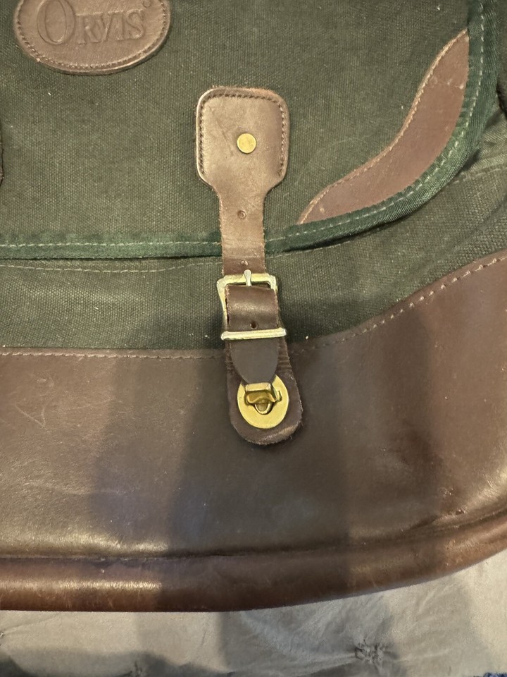 VTG Orvis Battenkill Canvas Leather Compartment FLY Fishing TACKLE ...