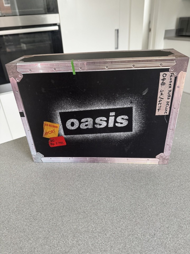 RARE OASIS LIVE 25 VIP MERCH BOX LONDON WEMBLEY SUNDAY 3RD AUGUST #441/ ...
