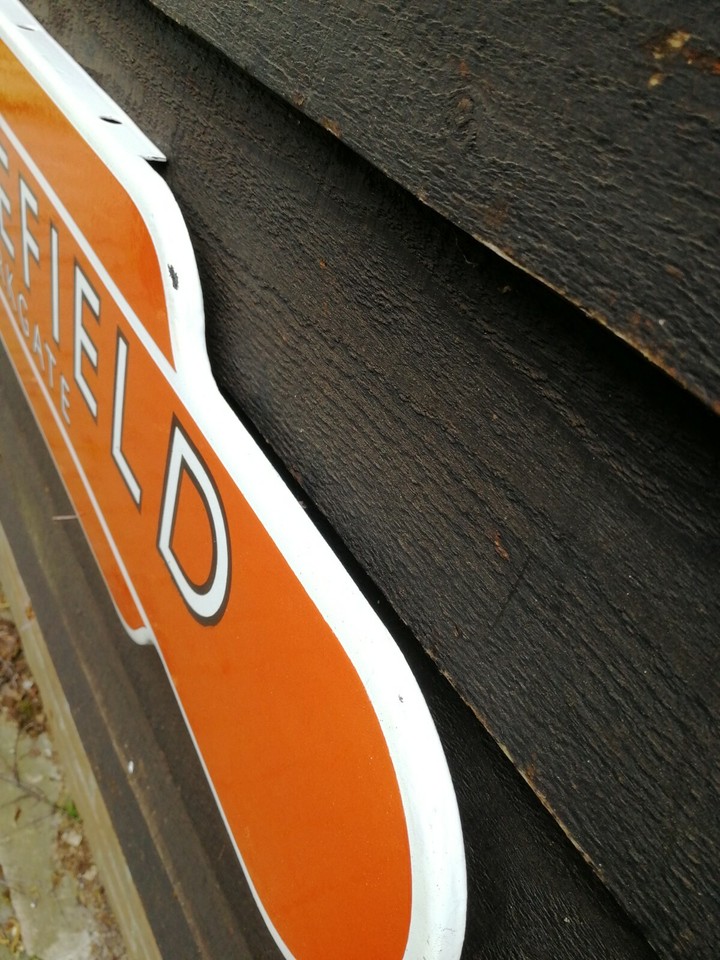 WAKEFIELD totem enamel sign British Rail BR sign NE train Wakefield ...
