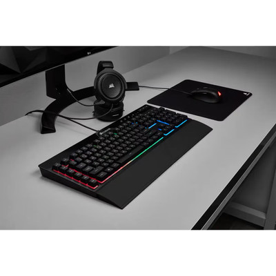 Corsair Gaming Bundle 4 in 1 [K55 RGB Pro + Harpoon RGB Pro + HS55 ...