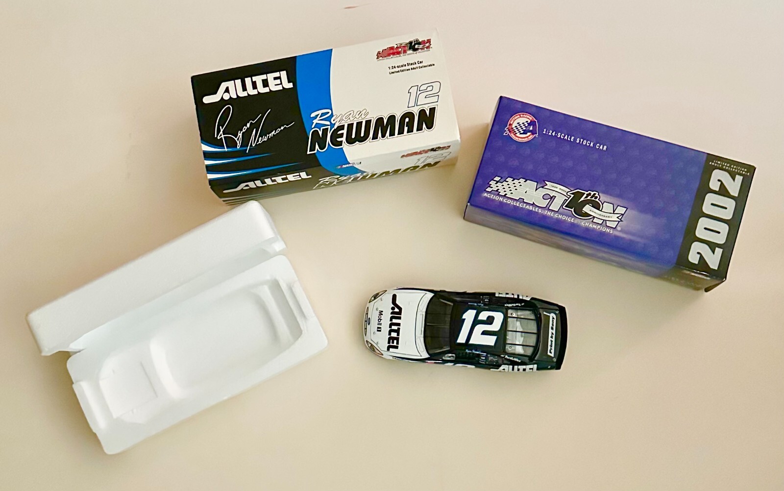 Ryan Newman #12 Ford Stock Car 1:24 Scale Alltel Nascar Racing ...