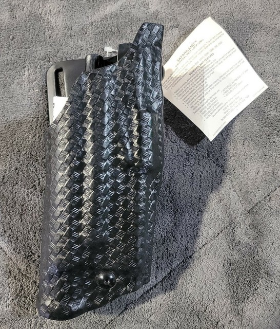 Safariland 6390-832-481 Duty Holster STX Basketweave RH Fits Glock 17 ...