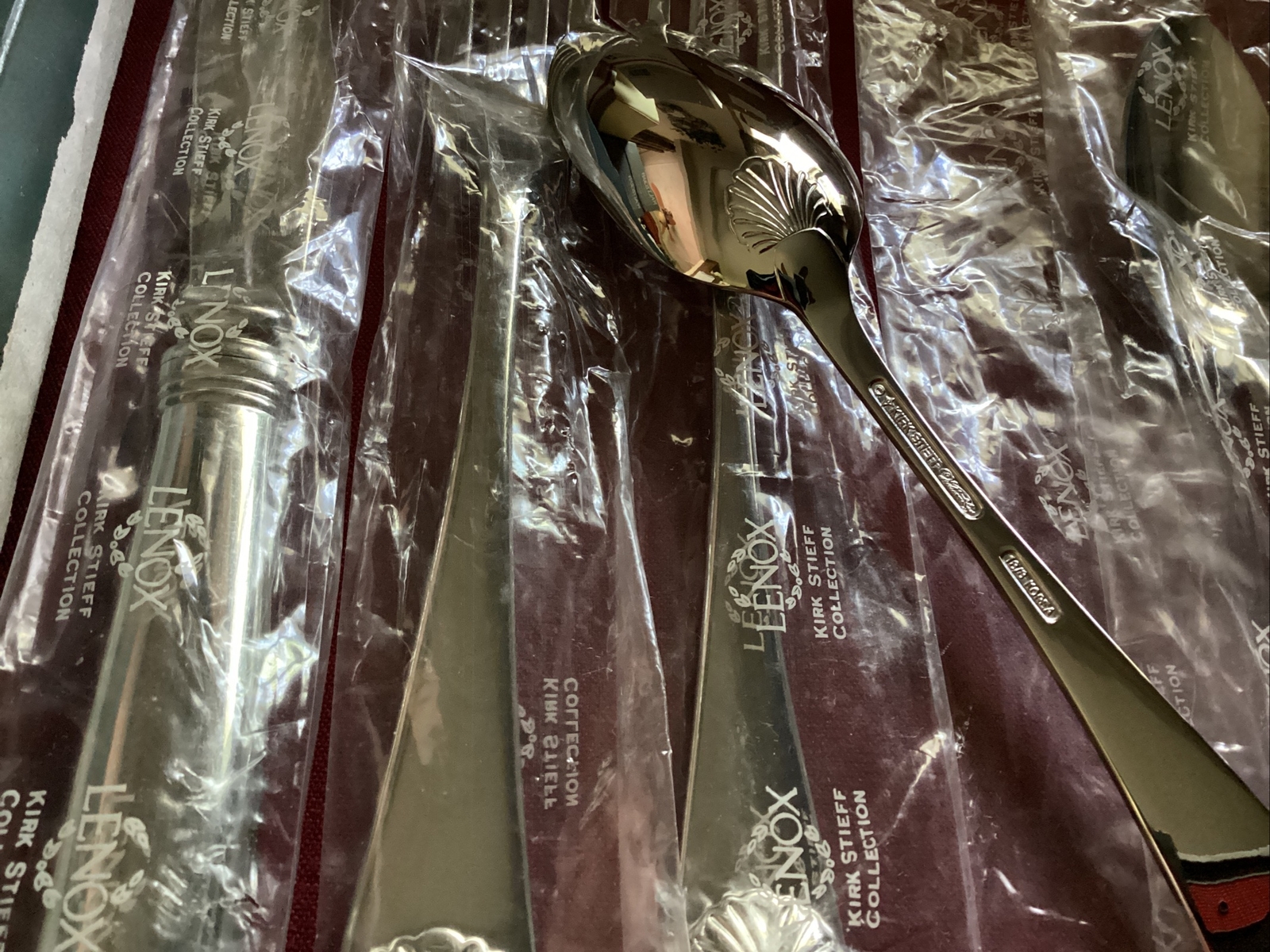 ROYAL SHELL Lenox Kirk Stieff Stainless Place Setting (s) Unused Korea ...