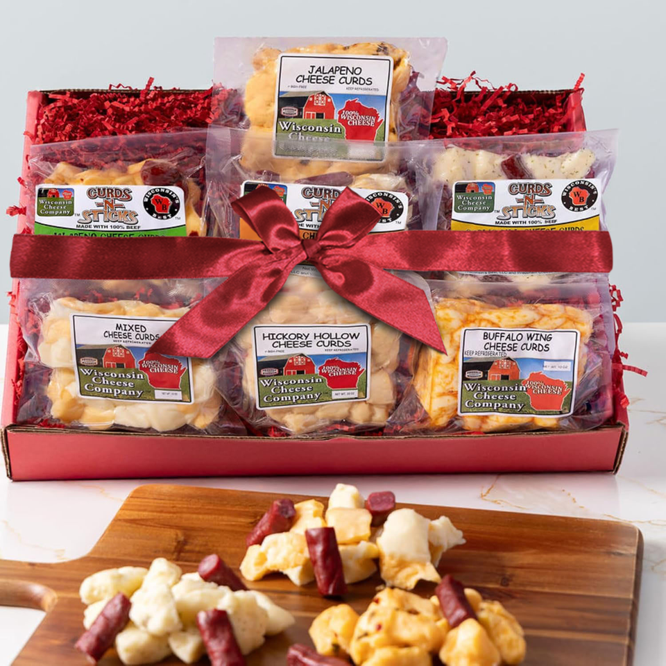 Wisconsin Cheese Deluxe Famous Cheese Curd & Stick Sampler. | eBay