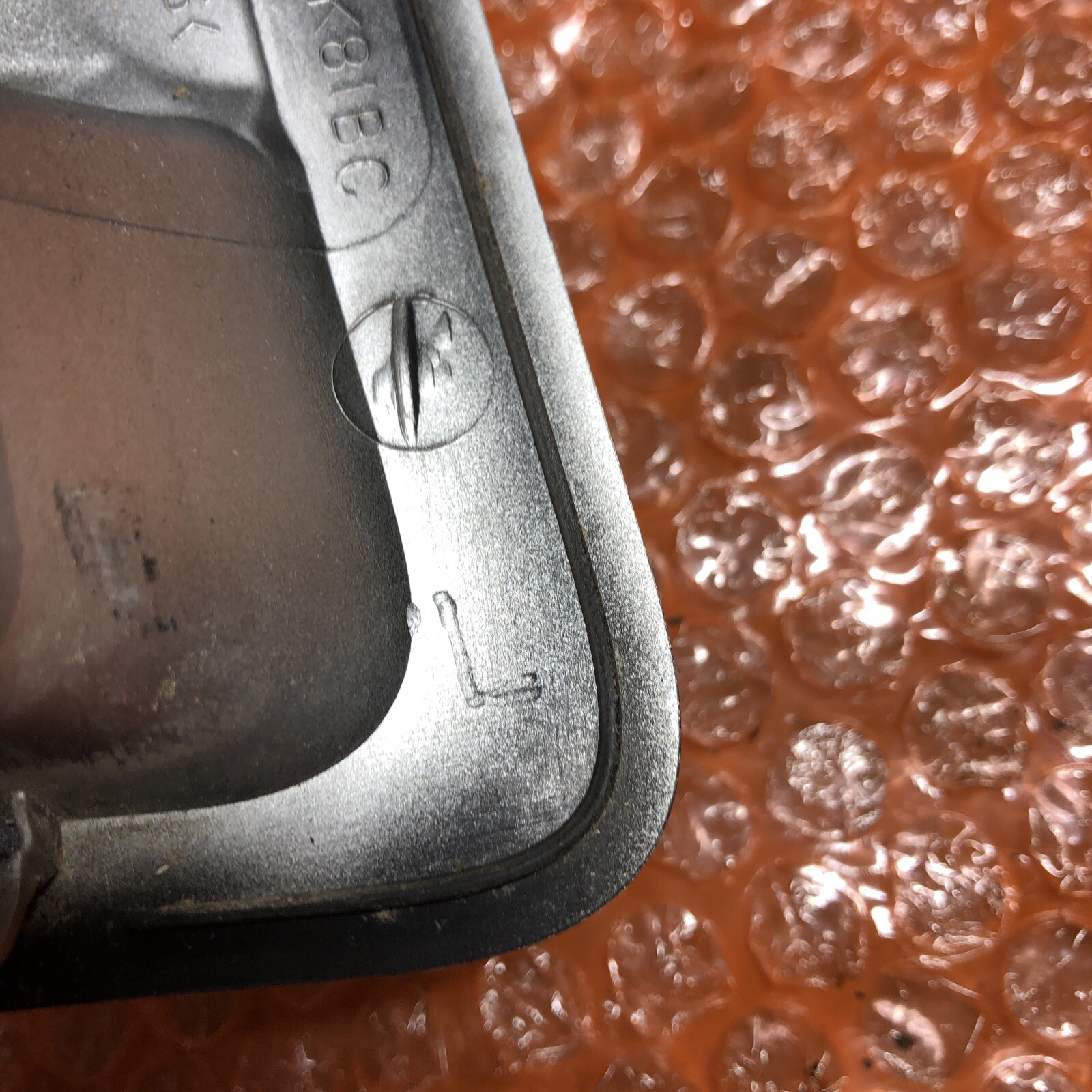 Land Rover LR2 Driver Side Left Fender Trim W/ Clear Turn Signal Lens ...