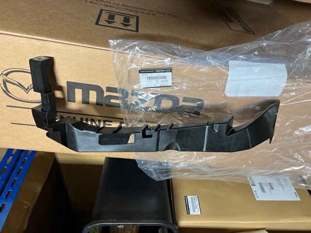 Genuine Mazda Headlamp Bracket DFR5-50-160D for sale online | eBay