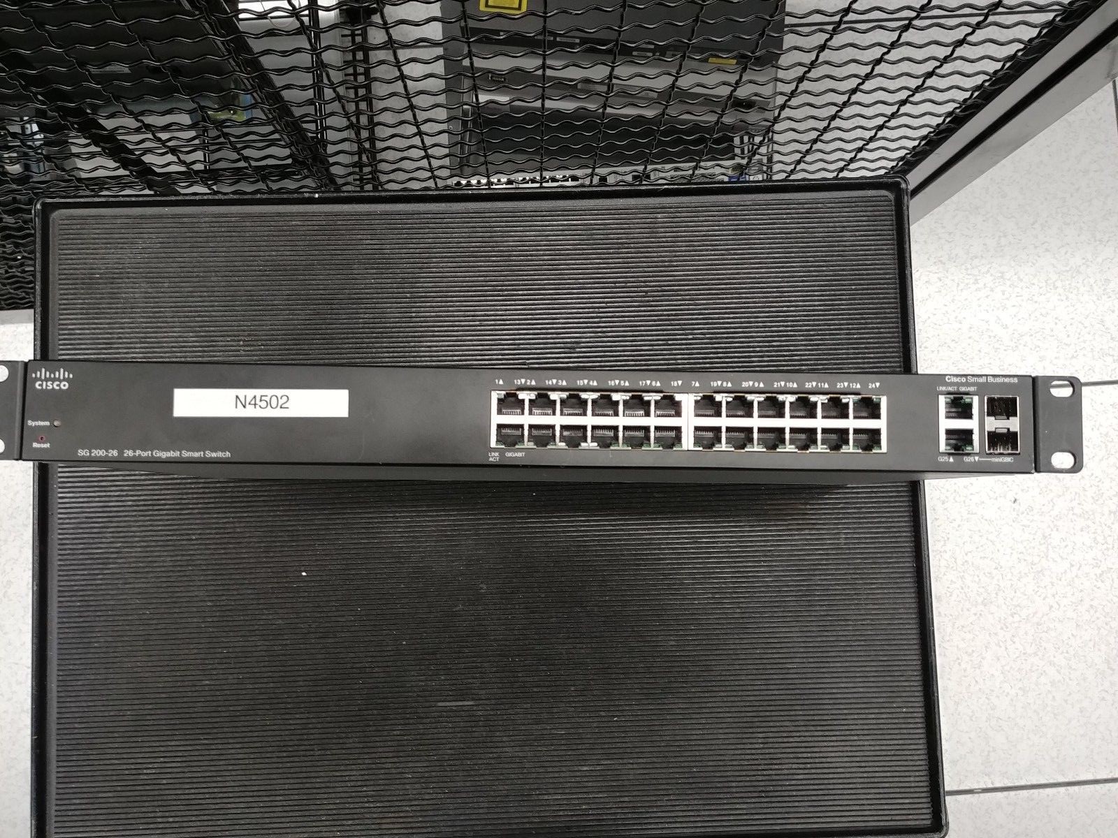Cisco SG200-26 26-Port 10/100/1000 Gigabit Smart Switch | eBay