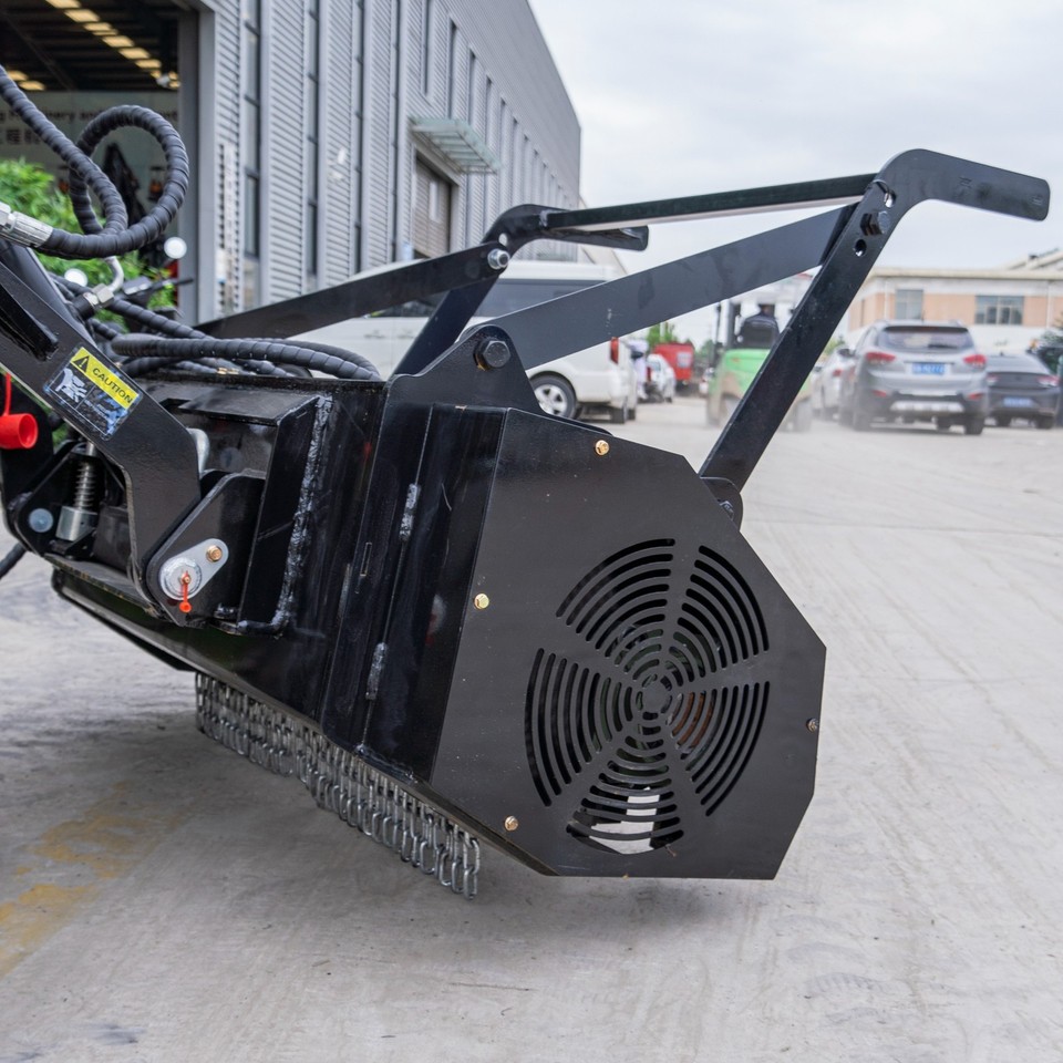 TYPHON Mini Skid Steer Loaders Forestry Mulcher 19 Teeth Brush Cutter ...