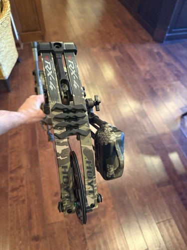 Hoyt RX4 Carbon REDWRX Compound Bow w/ Case + Accessories | eBay