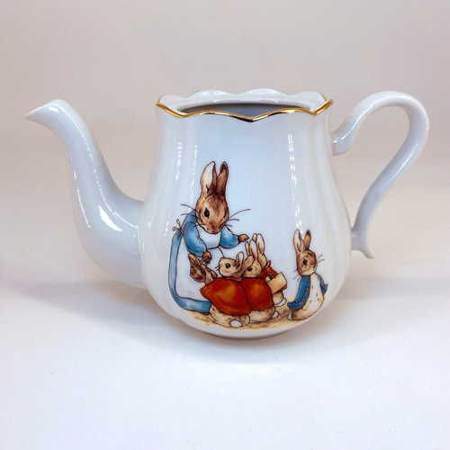 Peter Rabbit Beatrix Potter Small Tea Pot Reuter Porcelain Germany 2003 ...