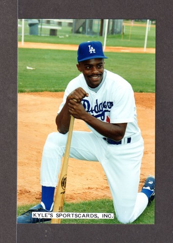 Delino DeShields Sr DODGERS UNSIGNED 4 x 5-7/8 COLOR ORIGINAL SNAPSHOT ...