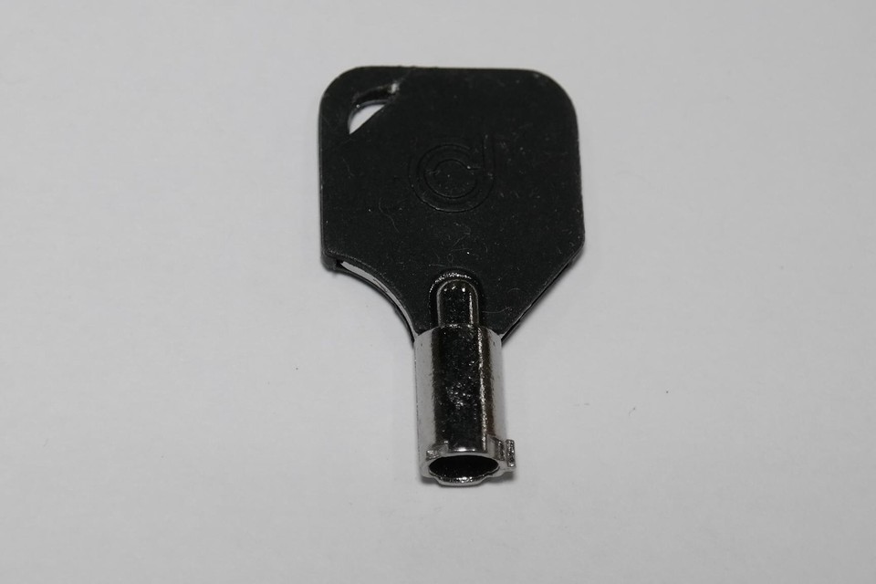 LOCKING KEY 506 1102 FOR COMPUTER HARD DRIVE BAY CADDY KINGWIN KF91 ...