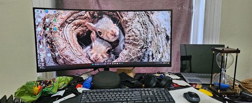 onn. 34" Curved Ultrawide WQHD (3440 x 1440p) 100Hz Bezel-Less Office ...