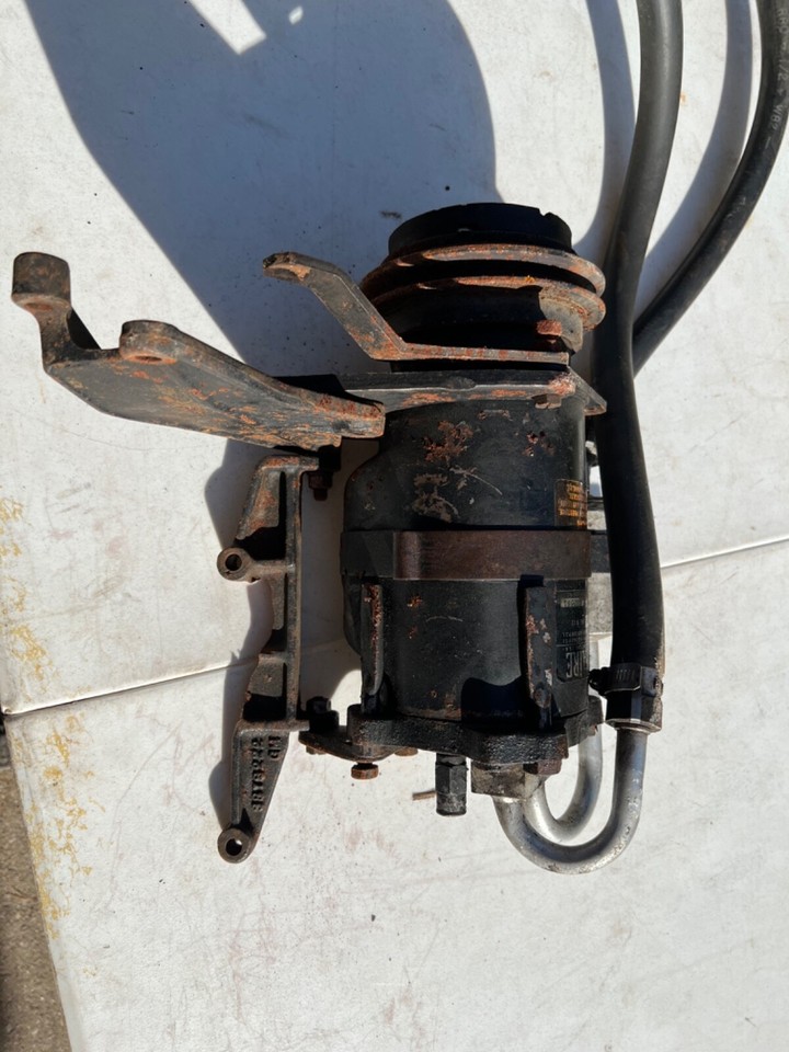 OEM GM 1965 1966 1967 C2 Corvette AC compressor 5910741 6555302 3878222 ...