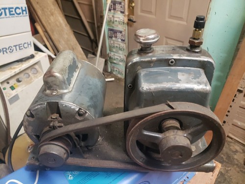 Cenco Hyvac 2 91305 Belt Driven Vacuum Pump W/ motor 5KC35KG 198 | eBay