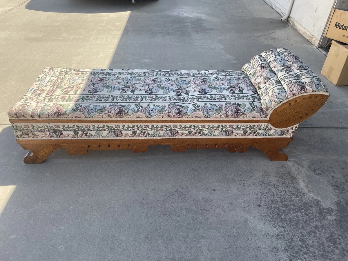 Vintage Fainting Couch