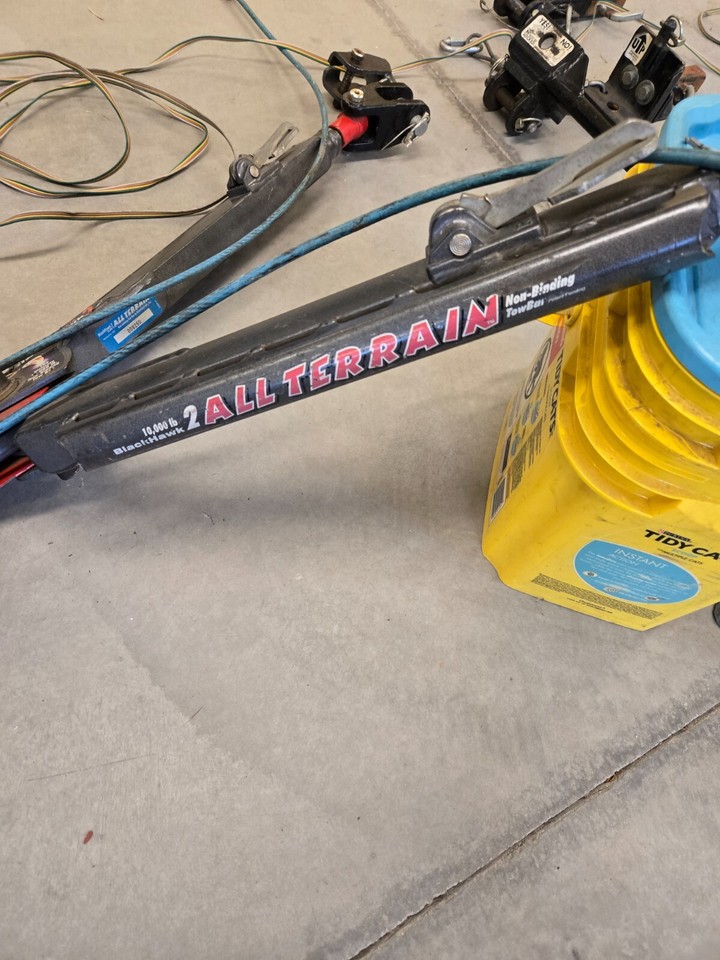 Roadmaster 402 BlackHawk 2 All Terrain 10,000 lb NonBinding Tow Bar ...