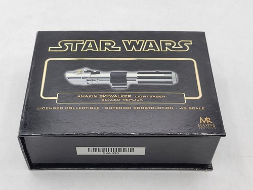 Star Wars Master Replicas Anakin Skywalker .45 Scale Replica Lightsaber ...