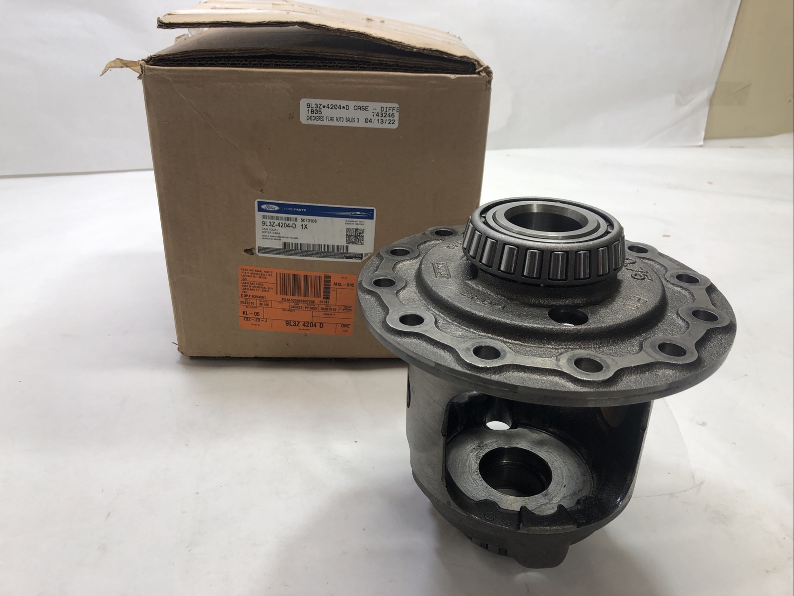 Genuine Ford Expedition Navigator F-150 Mark LT Differential Case 9L3Z ...