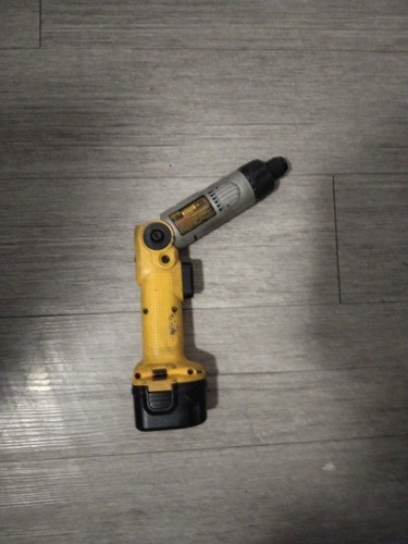 DeWalt DW920 7.2 V Heavy Duty Cordless Screwdriver W/ DW9057 Battery NO ...