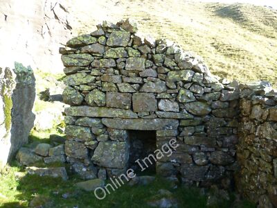 Photo 6x4 Ruin, Yeastyrigg Gill Pike de Bield Moss Detail of the ...