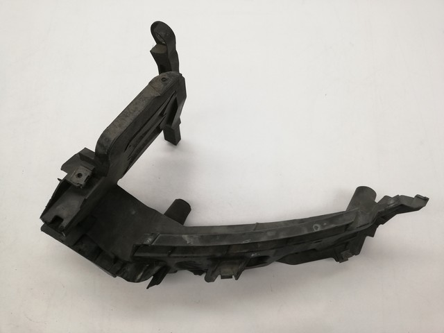 11 Audi Q5 Front Left Driver Side Head Lamp Bracket 8R0805607 for sale ...