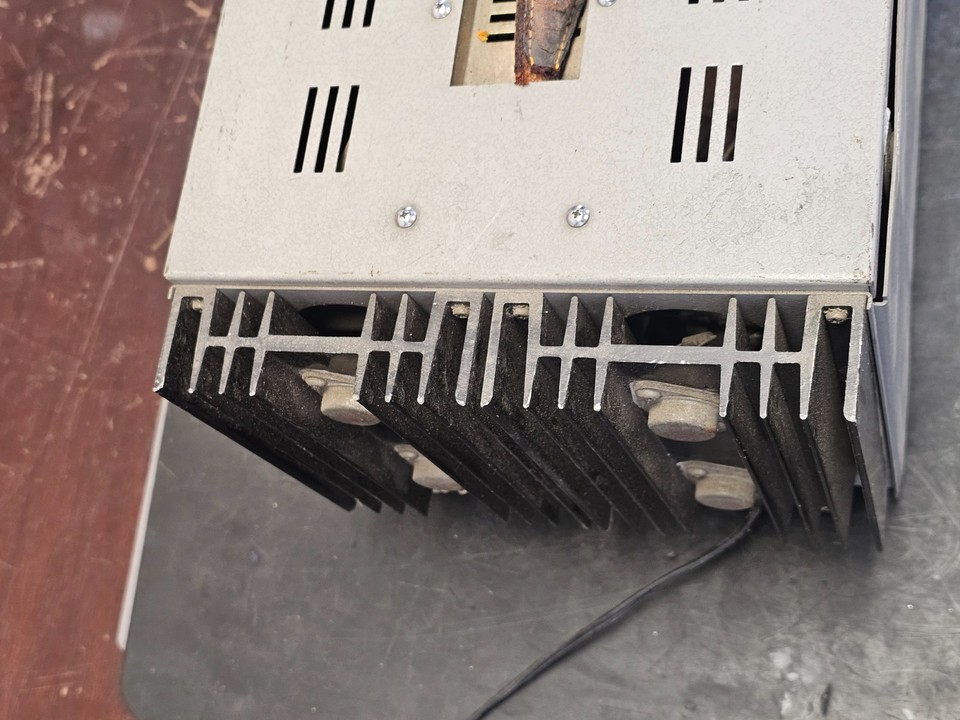 METRONIX 525A REGULATED DC POWER SUPPLY | eBay